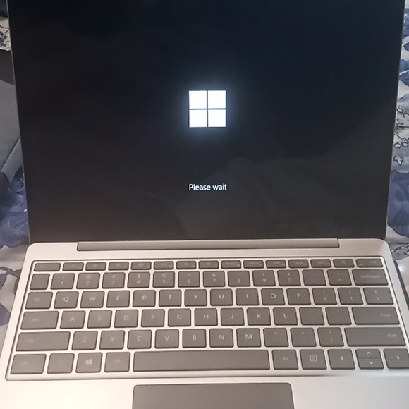 Microsoft | Computers, Laptops & Parts | Microsoft Surface Laptop Go 24 ...